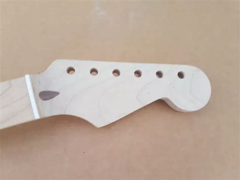90s Fender Stratocaster Maple Neck 57 V Shape Eur 36500 Picclick Fr