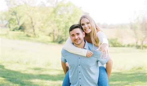 Courtney Dineen And Andrew Peretins Wedding Website