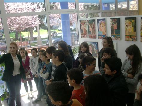 Δημοτική Βιβλιοθήκη Πινακοθήκη Θέρμης Η Ε΄ΤΑΞΗ ΤΟΥ 1ου ΔΗΜΟΤΙΚΟΥ ΣΧΟΛΕΙΟΥ ΧΟΡΤΙΑΤΗ ΣΤΗ