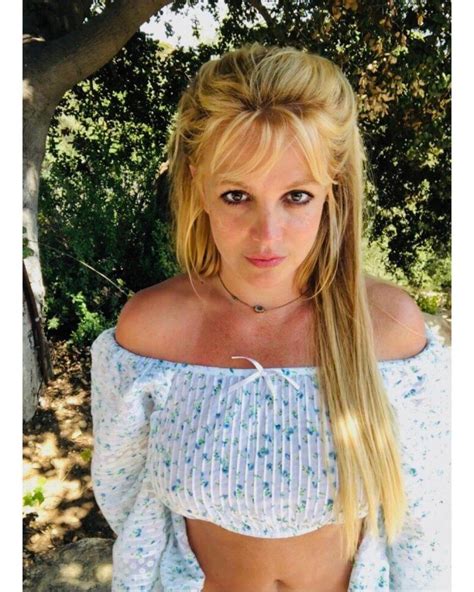 自爆曾為justin 墮胎！britney Spears自傳將有驚人爆料？ Elle Hk