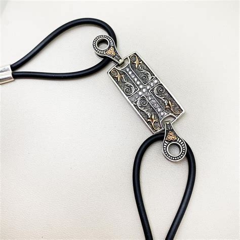 Браслет срібний з каучуком і кубічним цирконієм хрест 20 15 49 г — ціна 5587 грн у каталозі