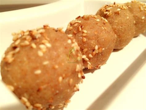 Sesame Seeds Mawa Laddu Recipe