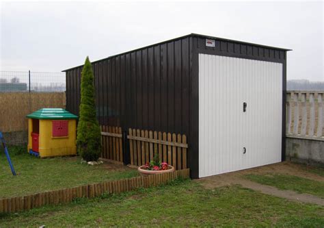 Box Auto E Garage Prefabbricati In Lamiera Zincata Componibili