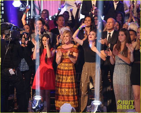 Demi Moore And Rumer Willis Celebrate Rumers Dancing Win Photo