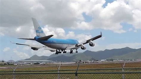 Klm Boeing 747 400 Landing Sint Maarten Sxm Youtube