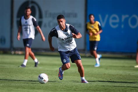 Renato Fecha Treino Do Grêmio E Terá Todos Os Titulares Contra O