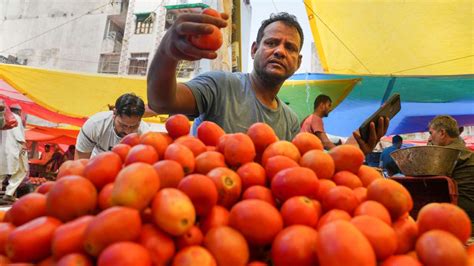 Price Rise Shocker Thane Woman Receives Tomatoes As Birthday T