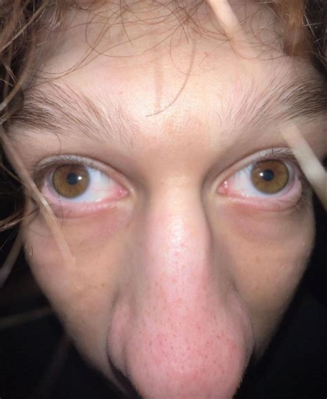 Pin By Aurora On References Funny Face Drawings Goofy Face Close Up