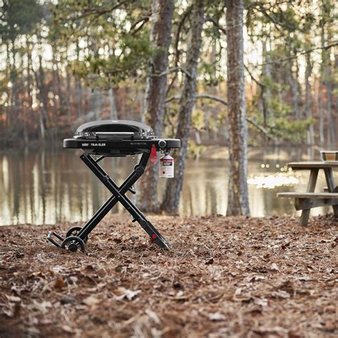 Газовый гриль Weber Traveler Compact купить Вебер тревел компакт в Москве