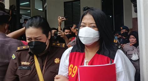 Sidang Perdana Putri Candrawathi Didakwa Terlibat Pembunuhan Berencana