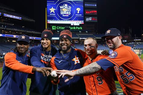 Astros Pitching Combines For 2nd No Hitter In World Series History The Columbian