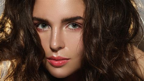 Reasons You Have Thin Brows And How You Can Capture A Full Fluffy Look