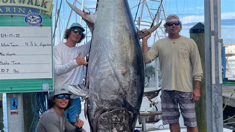 832 Pound Bluefin Tuna Caught Off The Coast Of Destin