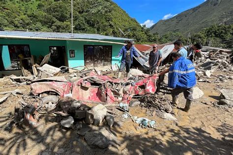 Chuvas Dificultam Busca Por Sobreviventes De Deslizamento De Terra Na