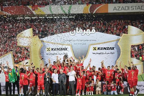 عکس اسطوره منچستر یونایتد به جمع پرسپولیسی ها پیوست خبرآنلاین
