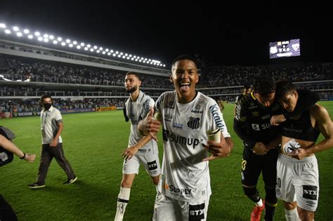 Ângelo Comenta Volta Das Dancinhas No Santos “não Podemos Esquecer Da