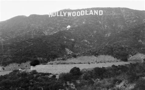 Tragedy At The Hollywood Sign The Haunting Sage Of Peg Entwistle