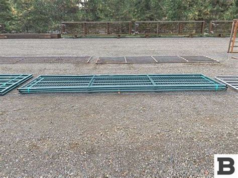 16 Gates Booker Auction Company