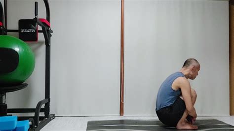 足を閉じて正しくしゃがめますか ヨガトレーニングで体を変えるスペシャリスト若月政弘のブログ