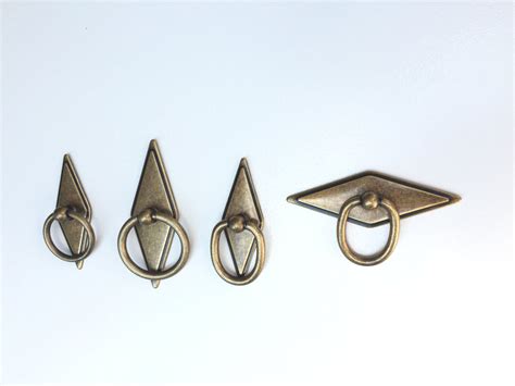 Rhombus Ella Antique Bronze Ring Drawer Pulls With Backplate Forge