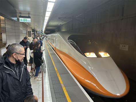 高鐵燈會期間加開95班次 部分車次增自由座車廂 生活 高鐵燈會期間加開95班次 部分車次增自由座車廂 青年日報