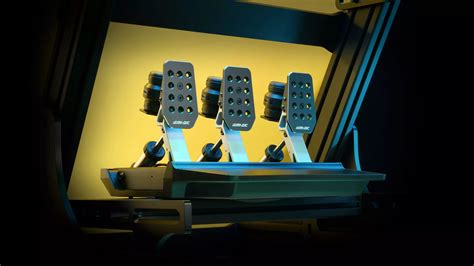 Pedaliera Sim Racing Simagic Pedal P500 Direct Drive Italia