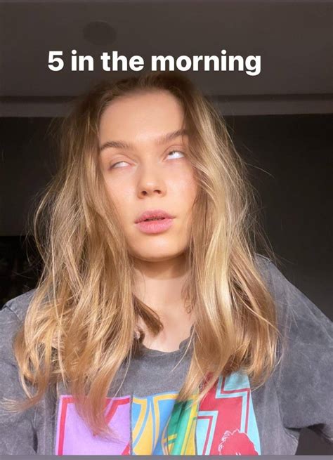 Lizi Asmr Scrolller