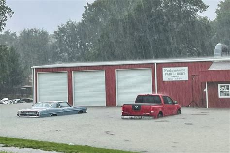 Heavy Rain Flash Flooding Hits Parts Of Northwest Georgia