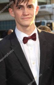 Peter Pan And Robbie Kay Imagines Captainpankay Wattpad