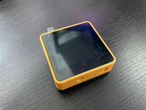 【c言語】aws Iot Edukitのlチカプログラムを読み解く