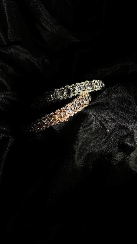 672 Carat Rose Cut Diamond Tennis Bracelet In 18k Rose Gold For Sale