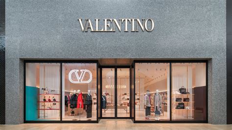 Kering მა იტალიური Valentino ს 30 იანი წილი შეისყიდა • Forbes Georgia
