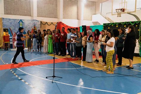 Abrigos realizam ceia de Natal para pessoas em situação de rua