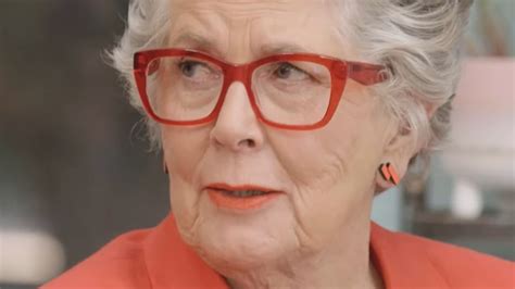 The Trailer For The Great American Baking Show Celebrity Holiday