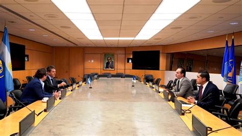 El Bid Libera Créditos Por Us3000 Millones Diario La Calle