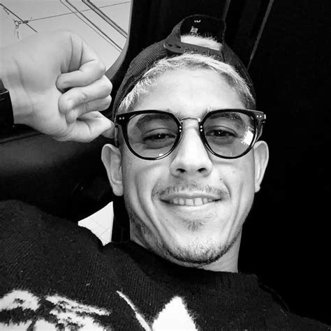 Alan Franco Alan Franco 2 • Threads Say More