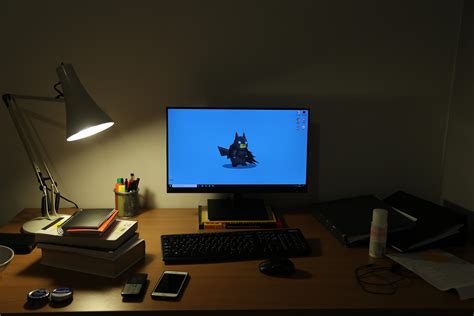 Study Desk Scrolller