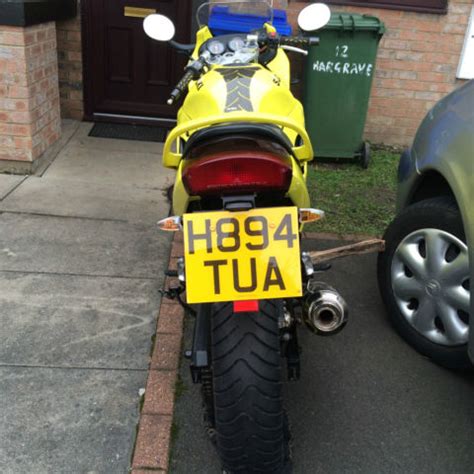 Suzuki Gsx F Yellow