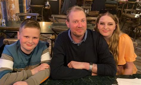 Dads Headaches Diagnosed As Brain Tumour At Routine Eye Test