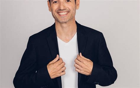 Fabien Olicard le mentaliste aux millions dabonnés Dordogne Libre