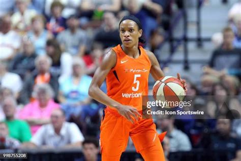 Guard Jasmine Thomas Photos And Premium High Res Pictures Getty Images