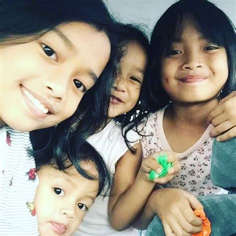 Azeera Rahmat Youtube