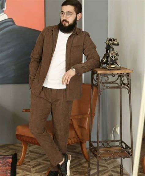 Идеальный выбор кэжуал образа для тех кто ценит комфорт и стиль Мужской вельветовый комплект