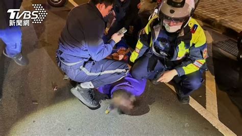 你在幹嘛！疑「偷竊」超商遭目擊 狂奔怒嗆警│tvbs新聞網