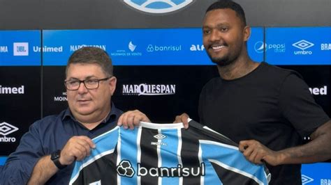 Luan Cândido pontua sua versatilidade e quer ajudar o Grêmio