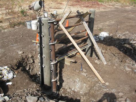 Quotidian CONCRETE FENCE POST FORMS Making Posts