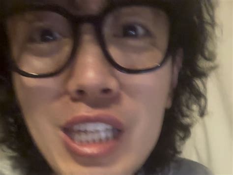 隐藏式门把手到底是哪个大聪明设计的啊？ 桃桃话不多 桃桃话不多 哔哩哔哩视频