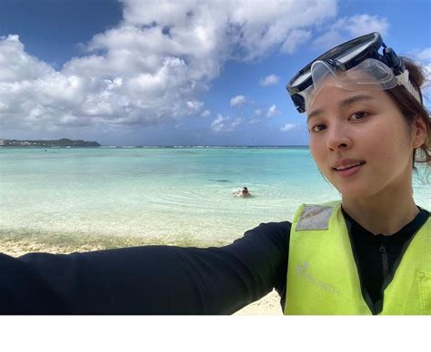 한혜진 축구 선수 기성용과 떠난 괌 가족 여행 공개 변함없는 미모 인스타