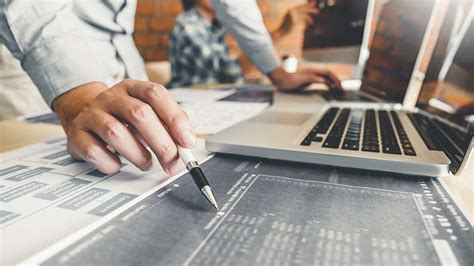 Pros And Cons Of Hiring A Web Developer Smallbizclub