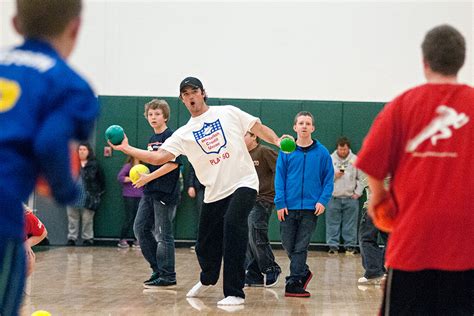 Nfl Celebrities To Participate In Community Event This Summer